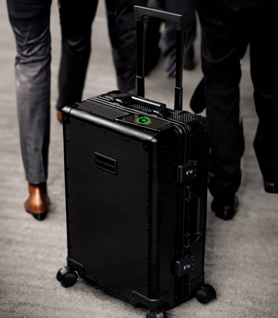 Buy B-2 Carbon Carry-On Trunk - Carbon Fiber Carry-On Luggage – SKYBORNE