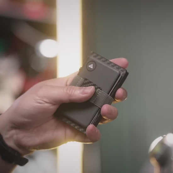 Buy SkyTag® Tracker Now - Slim tracker to Secure Valuables – SKYBORNE